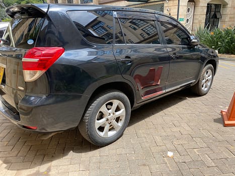 Hire 4x4 Toyota Rav4, Vanguard & Harrier in Nairobi | Rent an SUV